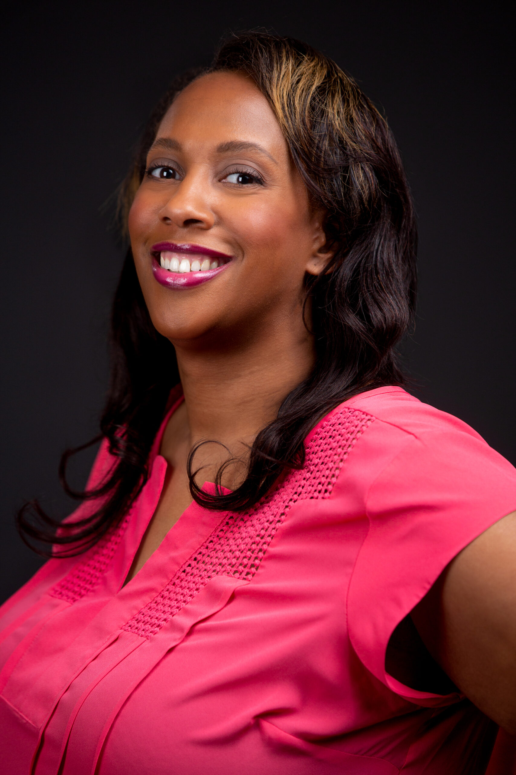 Doresa-Ibrahim-Headshot-0548-1 - Natural Born Coaches